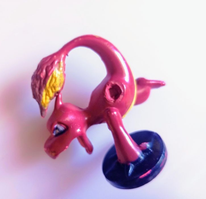 Pokémon bonecos. Amora • OLX.pt