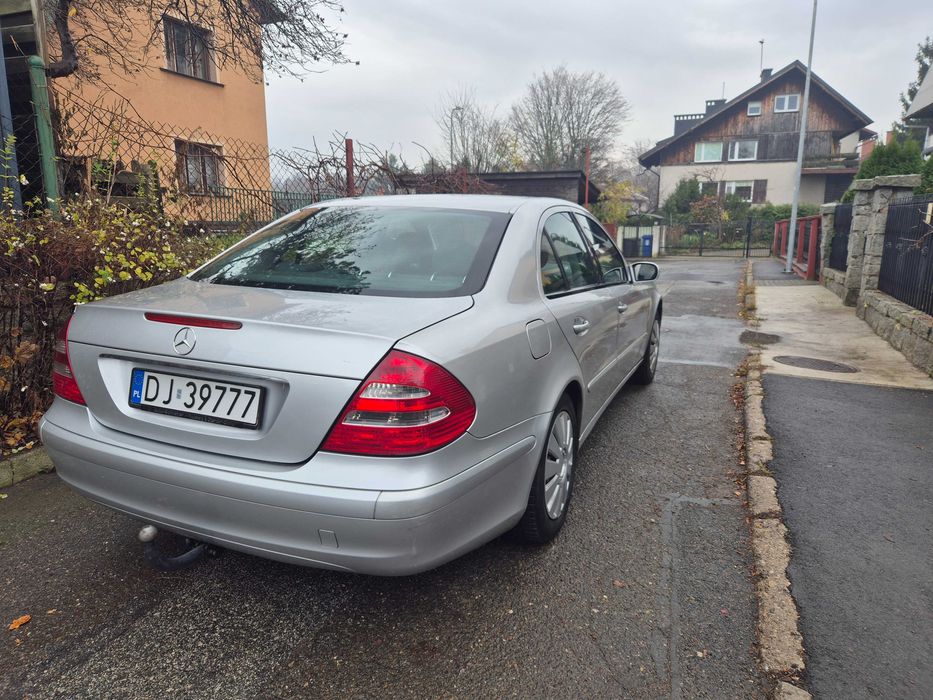 Mercedes Benz w211 E270 CDI Jelenia Góra Centrum • OLX.pl
