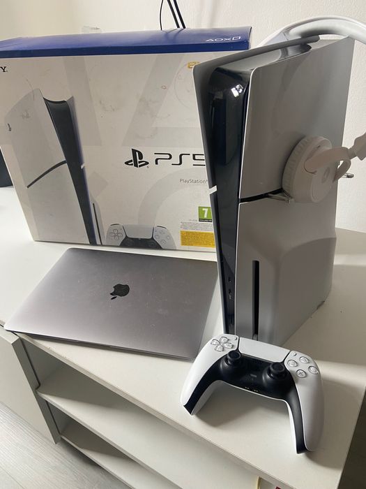 Vendo PS5 + MACBOOK PRO 2019, Estado de novo! Coimbra (Sé Nova, Santa Cruz, Almedina E São ...