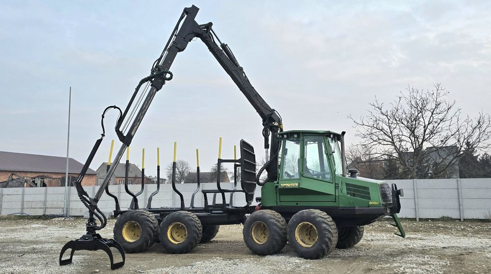 John deere 810d forwarder do lasu do drewna Biadki • OLX.pl