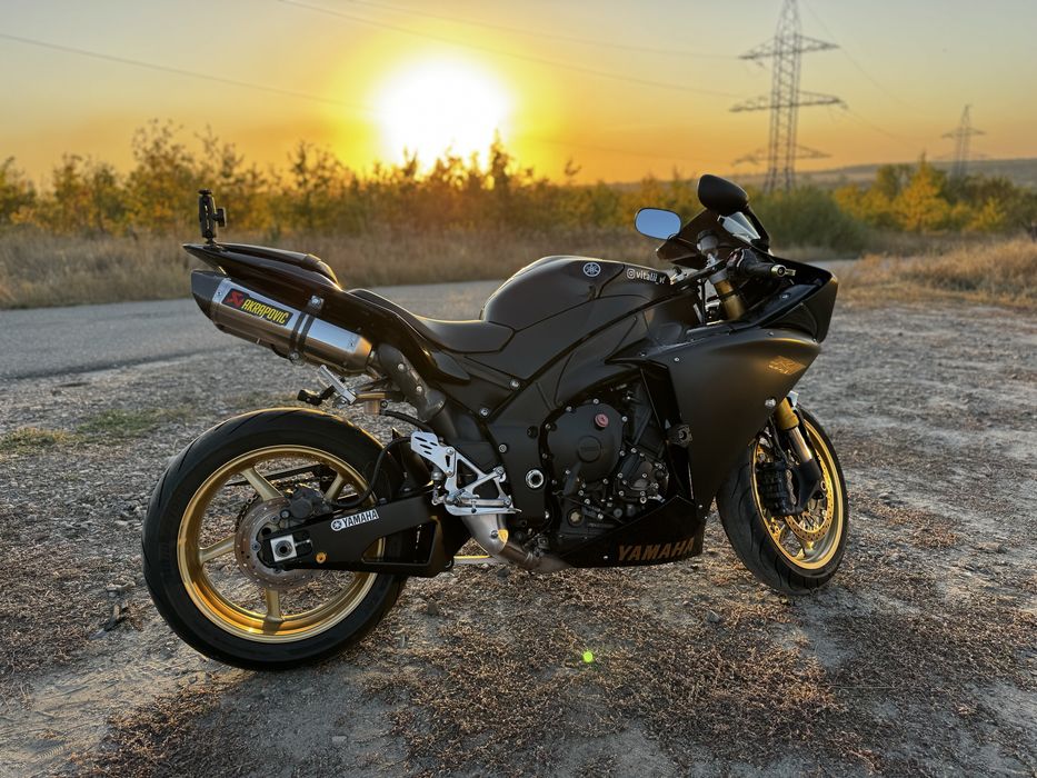 Yamaha yzf R1 2010: 9 000 $ - Мотоцикли Харків на Olx