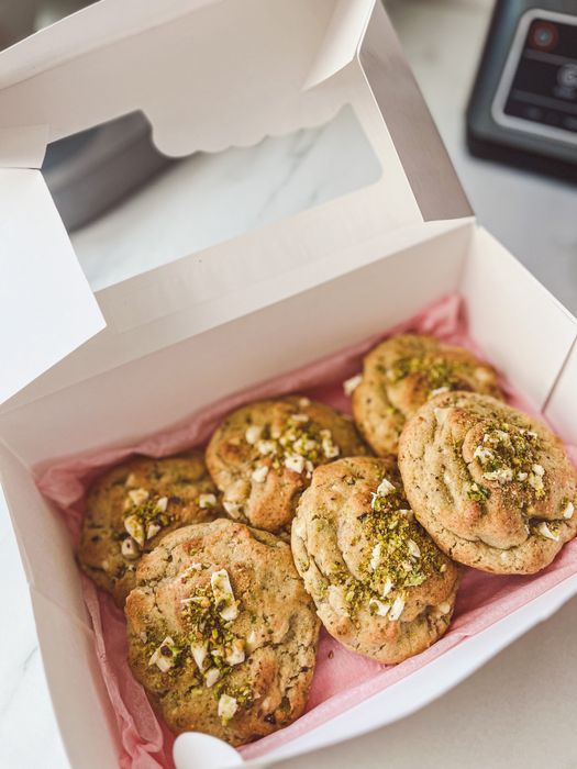 Słodki box walentynki desery gdańsk prezent beza babeczki Gdańsk Zaspa ...