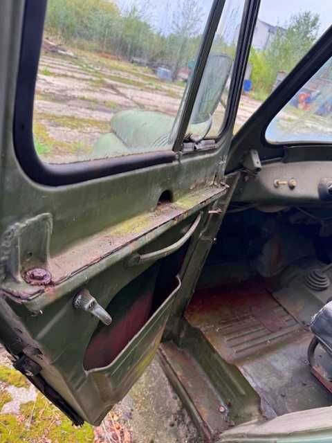 UAZ 469 B na części kompletny sprzedaję w całości Warszawa Ursus • OLX.pl