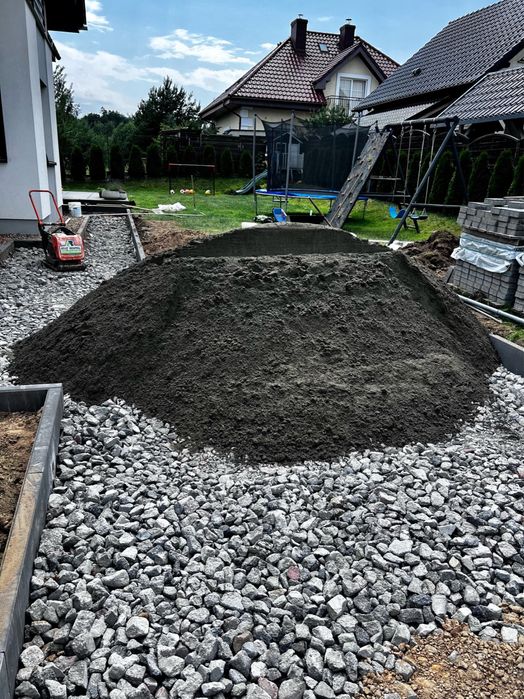 Suchy beton, podsypka betonowa Dobrzewino • OLX.pl