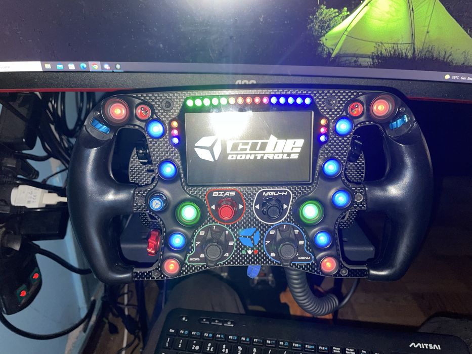 Simracing Base VRS/ volante cube controls CSX2 Caíde de Rei • OLX.pt
