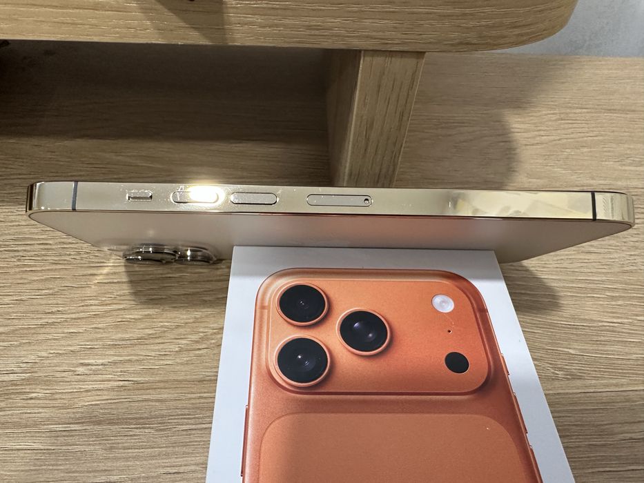 IPhone 13 Pro Max 256Gb Gold R SIM: 10 800 грн. - Смартфони / мобільні ...