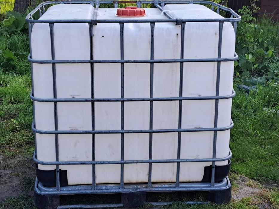 Mauzer 1000l. Pojemnik zbiornik na RSM wodę szambo Niezabitów-Kolonia • OLX.pl