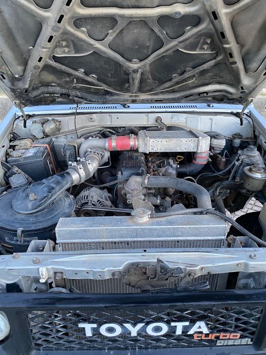 Toyota land Cruiser bj73 14B Castelo (Sesimbra) • OLX.pt