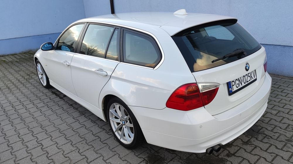BMW E91 325i LPG 218 KM xenon navi Michalcza • OLX.pl