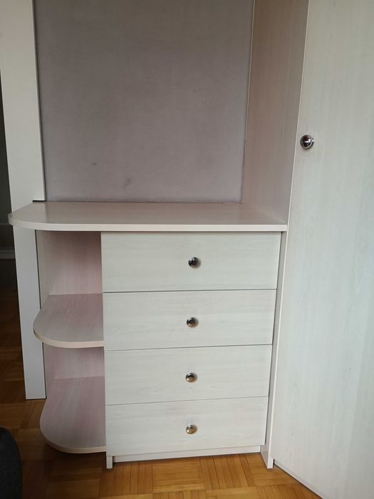 Zabudowa - szafa, komoda, biurko, parapet, regał Tarnów • OLX.pl