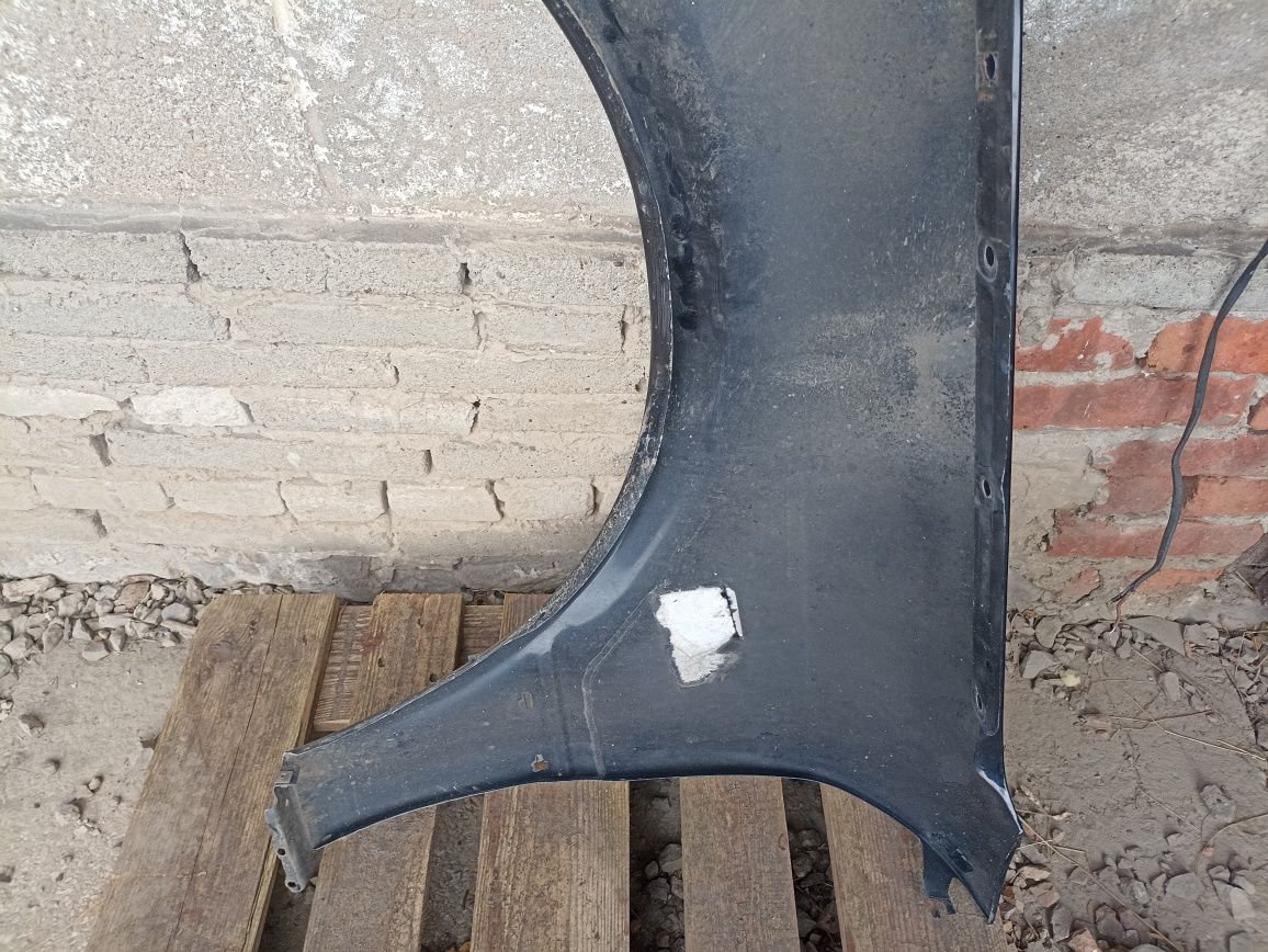 Błotnik Prawy Audi 80 B4 Święta Katarzyna • Olx Pl