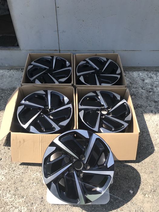 Диски Кіа Спортейд 4-5 Kia Sportage 4-5 комплект 5/114,3: 5 000 грн ...