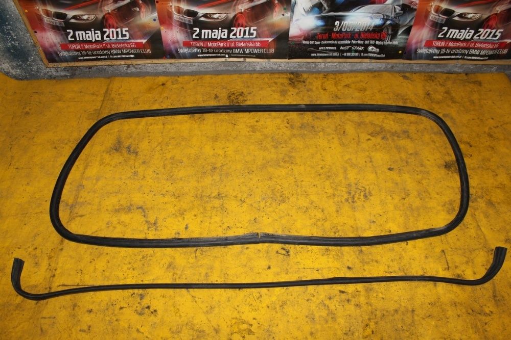 BMW E30 E36 E46 Uszczelka Uszczelki Drzwi Szyb Bagażnika Szyberdachu Borucinek • OLX.pl