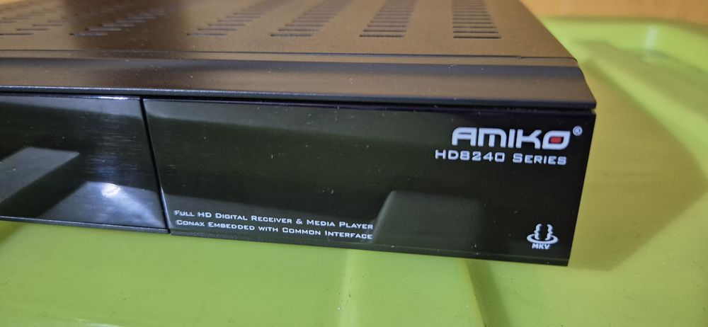 Box TV Amiko HD8240 Ermesinde • OLX.pt