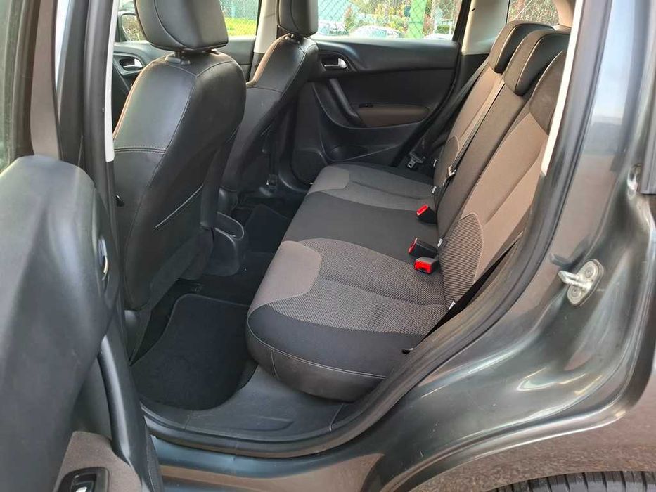 Citroën C3 1.2 e-VTi 82cv Confort Cx/Auto 05/2015 Espinho • OLX.pt