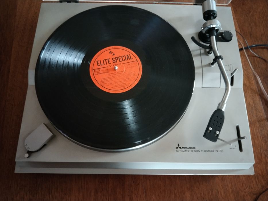 Gramofon MITSUBISHI DP-210 Świdnica • OLX.pl