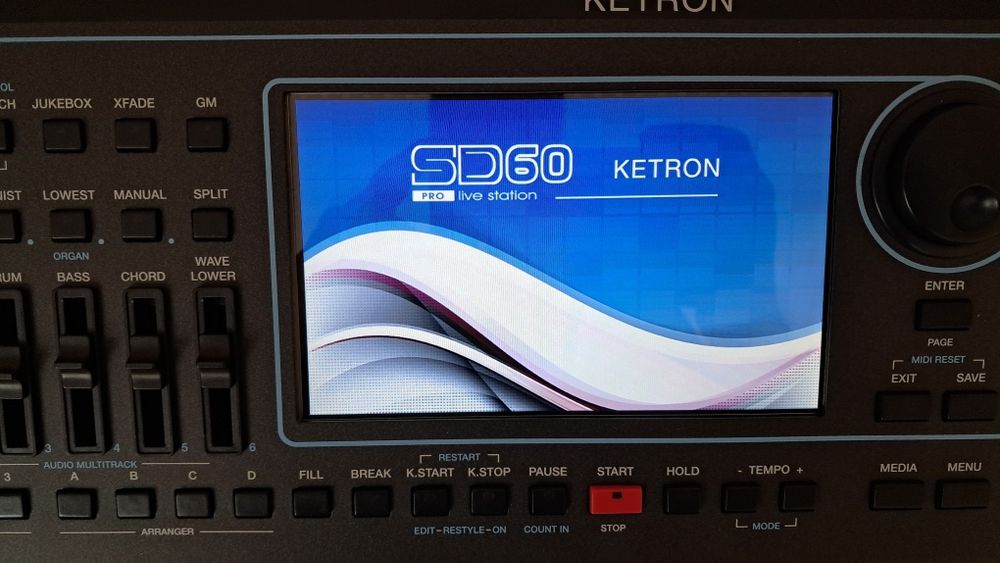 Profesjonalny keyboard Ketron SD60 w idealnym stanie. Legnica • OLX.pl