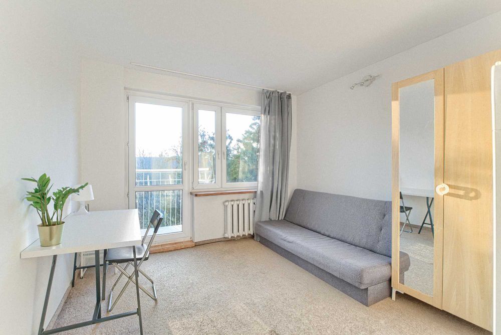 Duźy Pokój z Balkonem - Zwycięstwa 2c , Winogrady , Pestka Plaza Poznań ...