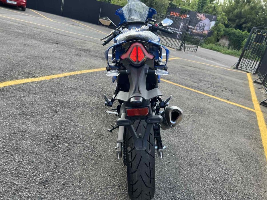 Топ Новинка 2023 (Yamaha) Rider 250 R1M CR6: 2 199 $ - Мотоцикли ...