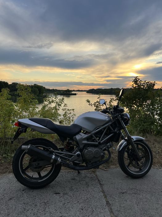 Honda vtr 250 1997: 2 000 $ - Мотоцикли Суми на Olx