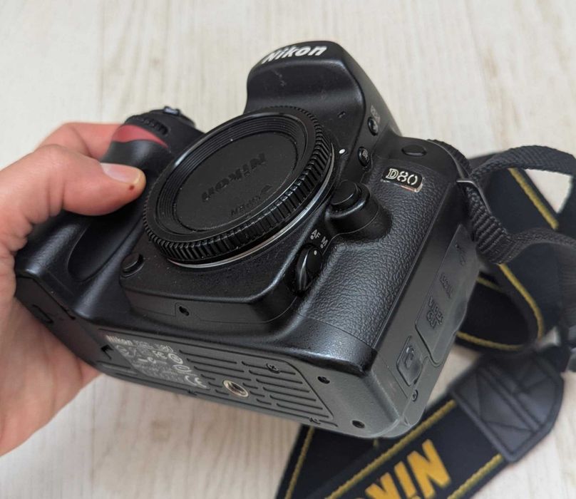 Nikon D80 DSLR przebieg 10 k zadbany korpus body Warszawa Śródmieście ...