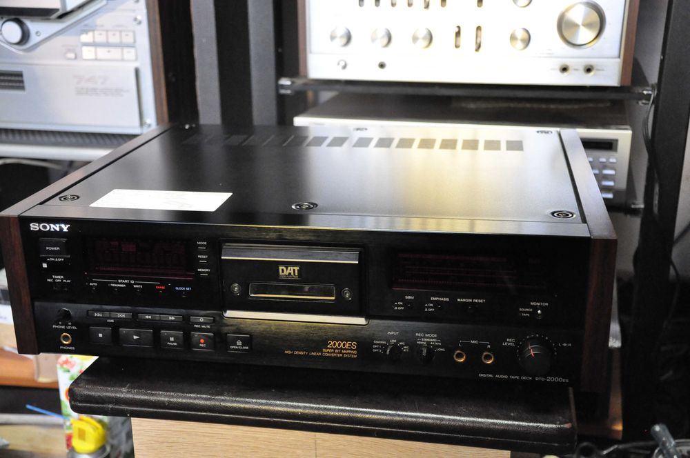 Sony DTC-2000ES (Black): 50 000 грн. - Cd / md / вінілові програвачі ...