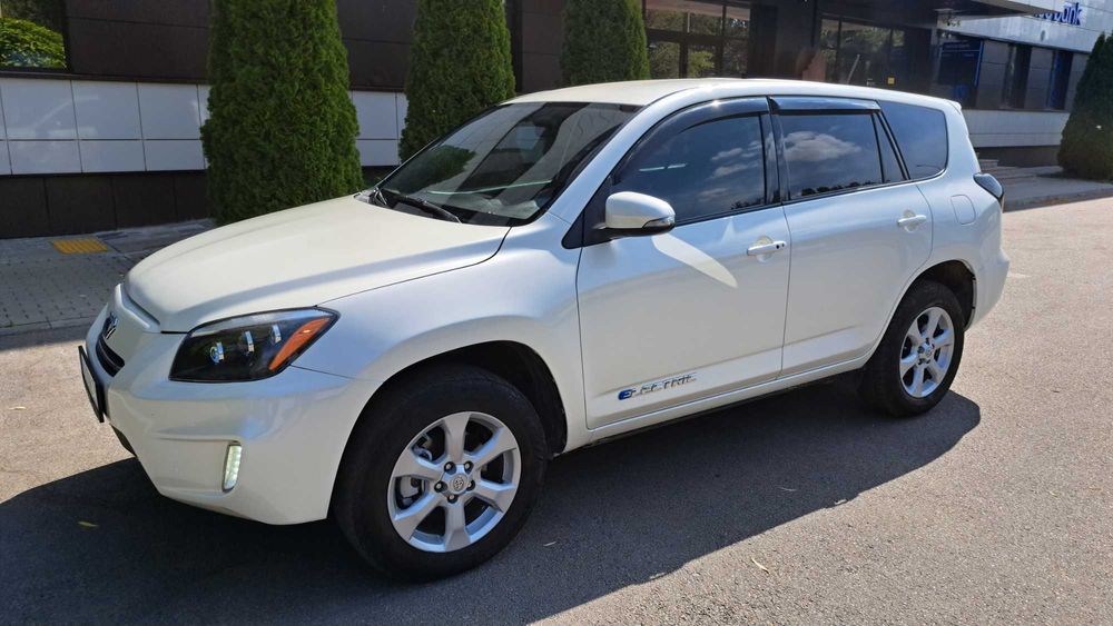 Toyota RAV 4 EV 2012: 11 500 грн. - Toyota Дніпро на Olx