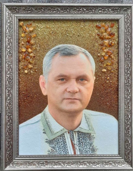 Портрети по фото з бурштину 1 300 грн Живопис Костопіль на Olx