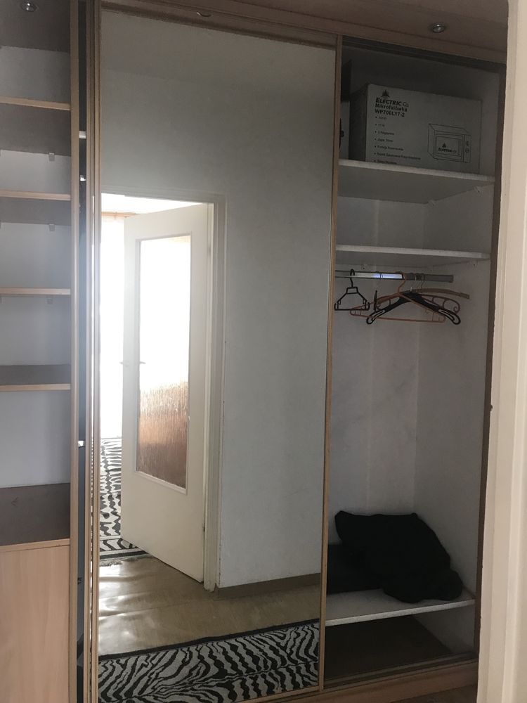 Szafa przesuwna z lustrzanymi drzwiami Ostrowiec Świętokrzyski • OLX.pl Szafa przesuwna z lustrzanymi drzwiami Ostrowiec Świętokrzyski • OLX.pl
