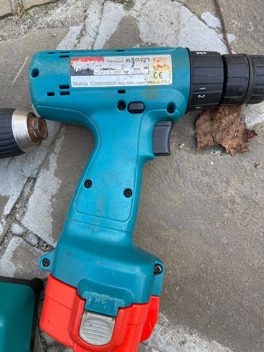 Комплект шуруповерт Makita 6337D + 6227D і зарядне DC1414T: 2 000 грн ...