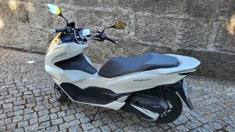 Scooter Honda PCX 125cc Mateus • OLX Portugal
