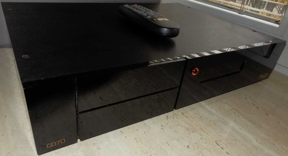 NVA CD 70 z pilotem Konin • OLX.pl