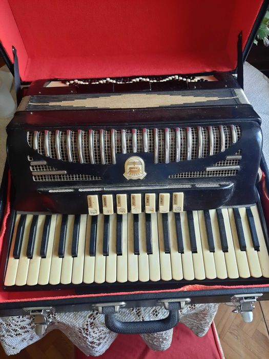 Akordeon Firotti 120 basów Rachwałowice • OLX.pl