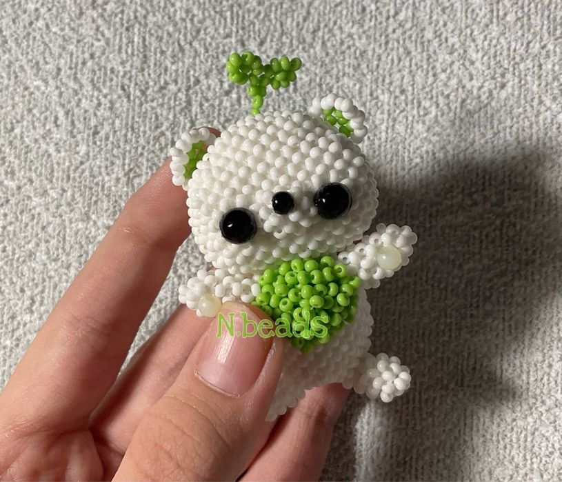 Ласка амігурумі з бісеру брелок ласка фигурка из бисера брелок 280 грн Витвори майстрів