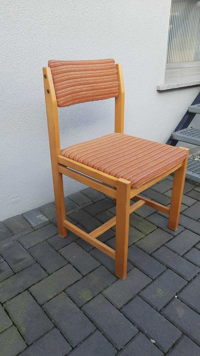 Krzesło PRL bardzo ładny stan Borek Wielkopolski • OLX.pl