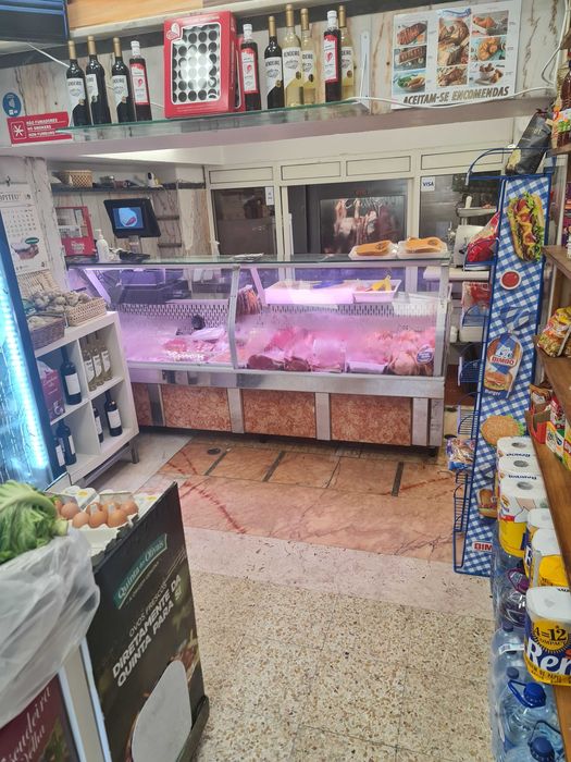Trespasso mercearia ,talho e frutaria Lumiar • OLX Portugal