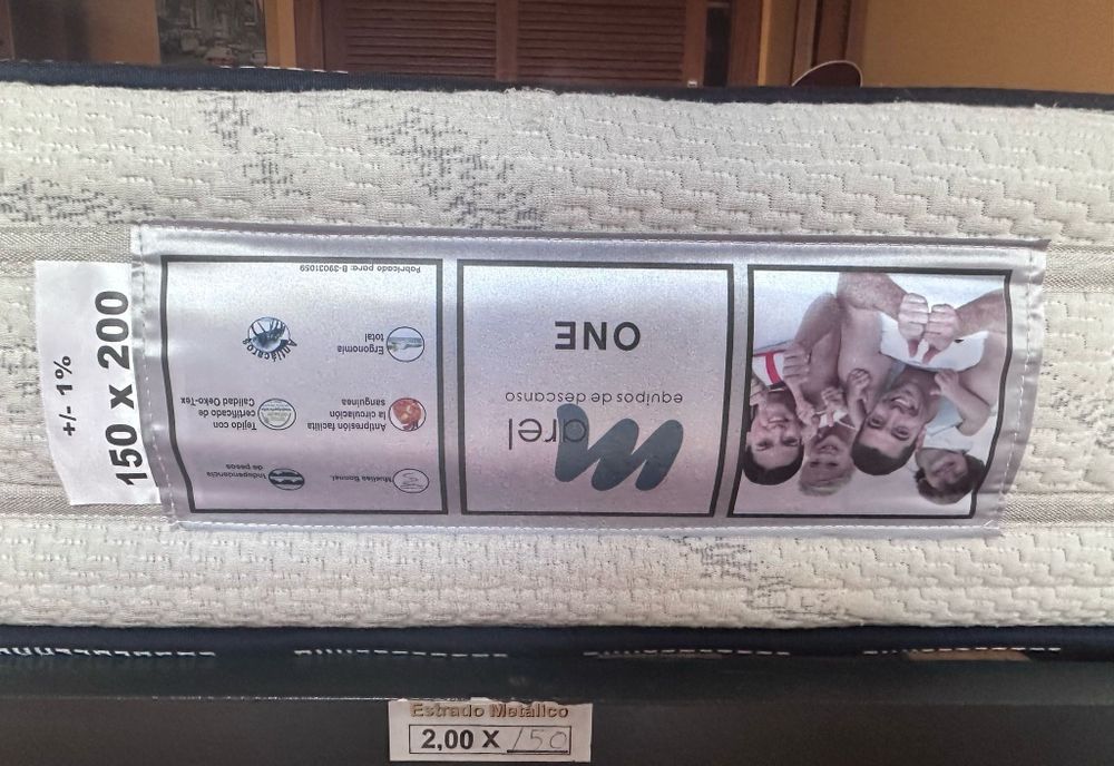 Estrutura de cama de casal Caldas Da Rainha - Santo Onofre E Serra Do Bouro • OLX.pt