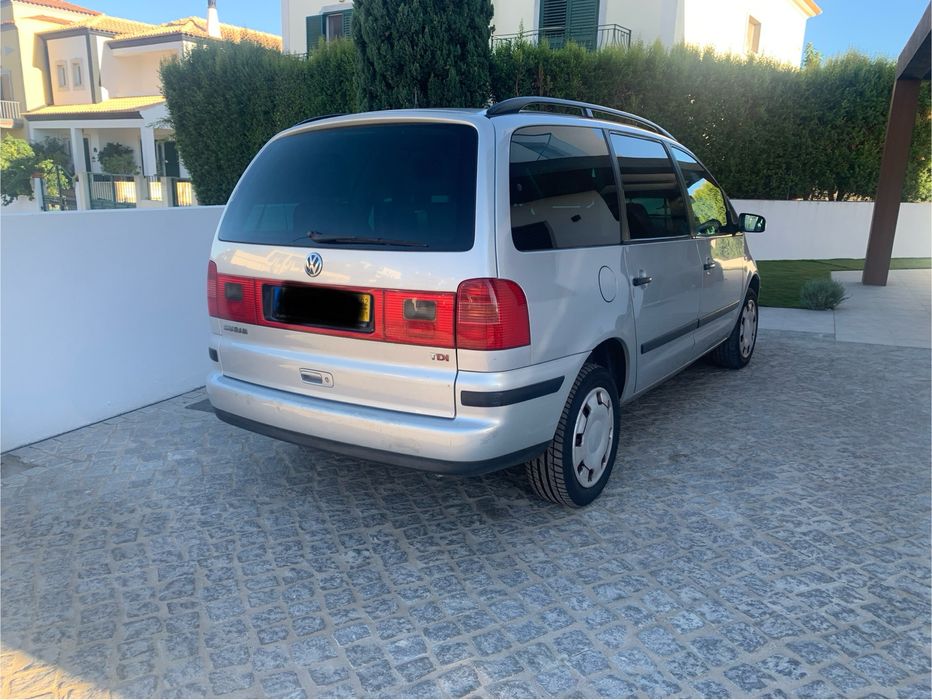 GRANDE MOTOR -7 lugares - Volkswagen sharan Olhão • OLX.pt