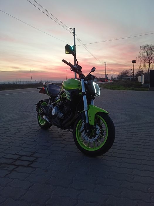Benelli TNT 302s мотоцикл: 3 600 $ - Мотоцикли Львів на Olx