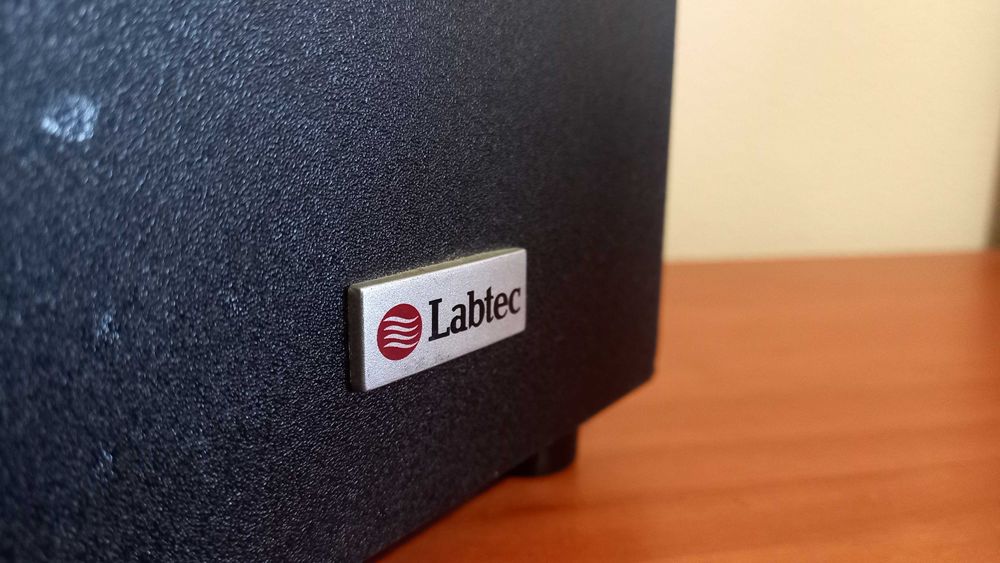 Subwoofer Labtec 230V Águas Santas • OLX Portugal