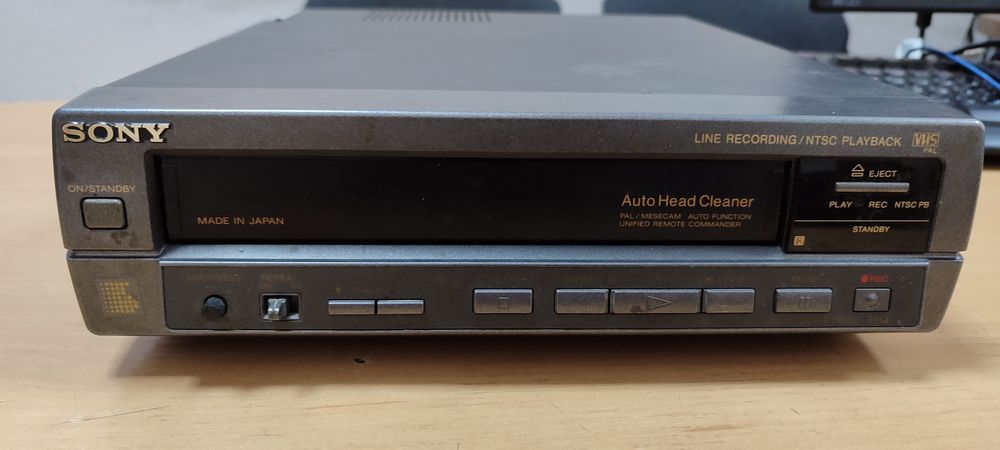 Відеомагнітофон SONY SLV-P116EE: 1 250 грн. - Інша ТВ / відеотехніка ...