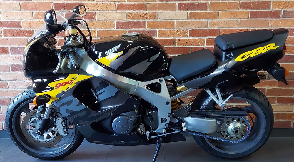 Honda CBR 900rr dla indywidualisty w bardzo dobrym stanie Gniezno • OLX.pl