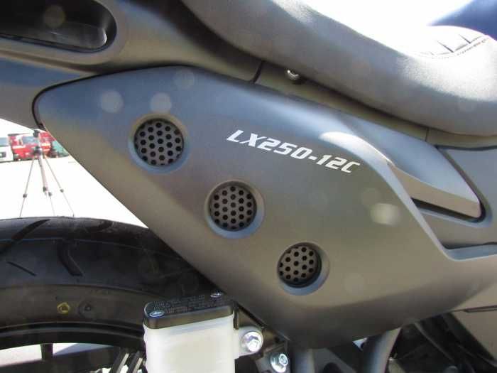 Мотоцикл LONCIN (VOGE) LX250-12C AC4 Scrambler: 2 150 $ - Мотоцикли ...