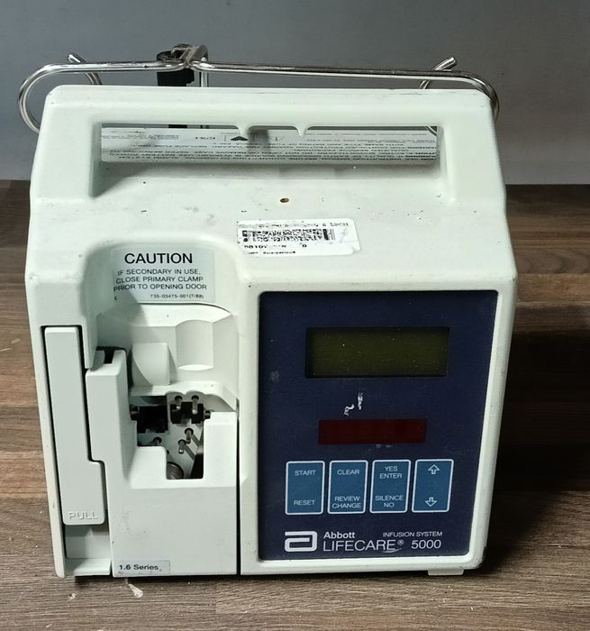 Pompa objętościowa infuzyjna strzykawkowa Abbott Lifecare 5000 Piotrków ...