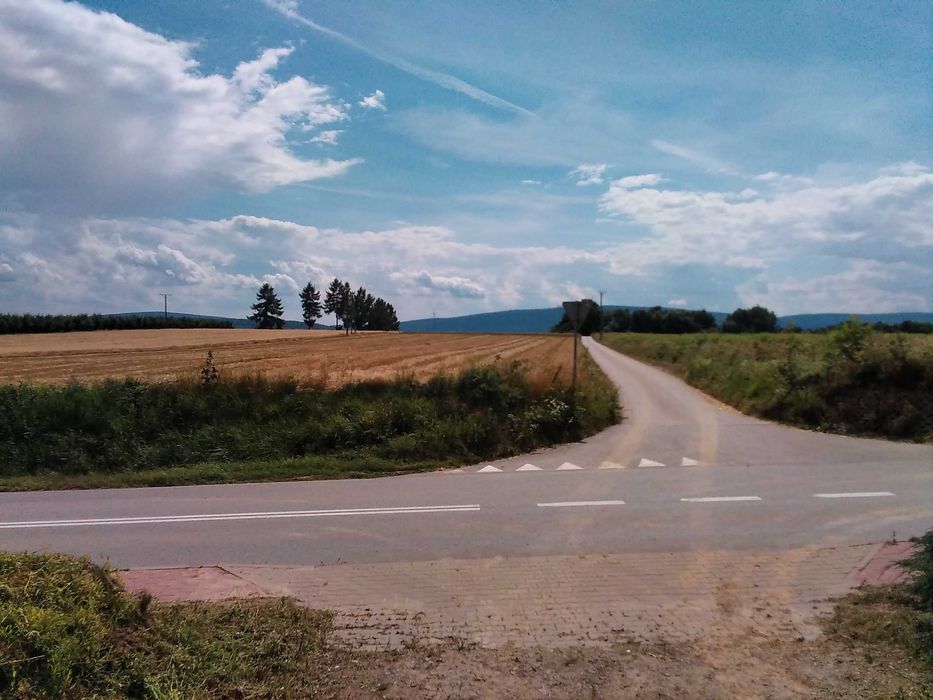 Działka Budowlana Uzbrojona Możliwość Wydzielenia Większej Szerszej Dz ...