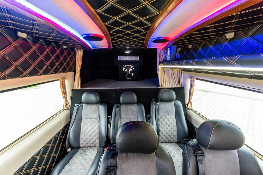 Bus VIP 9 osób 9cio osobowy wynajem wypożyczalnia na wakacje nad morze ...