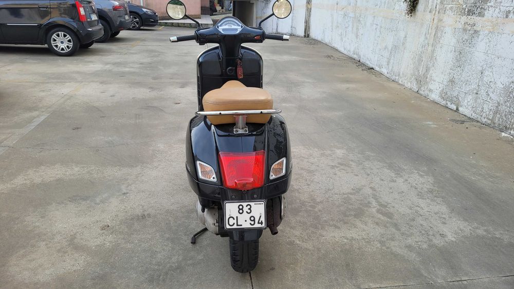 Vespa 250 GTS i.e. São Vicente • OLX.pt