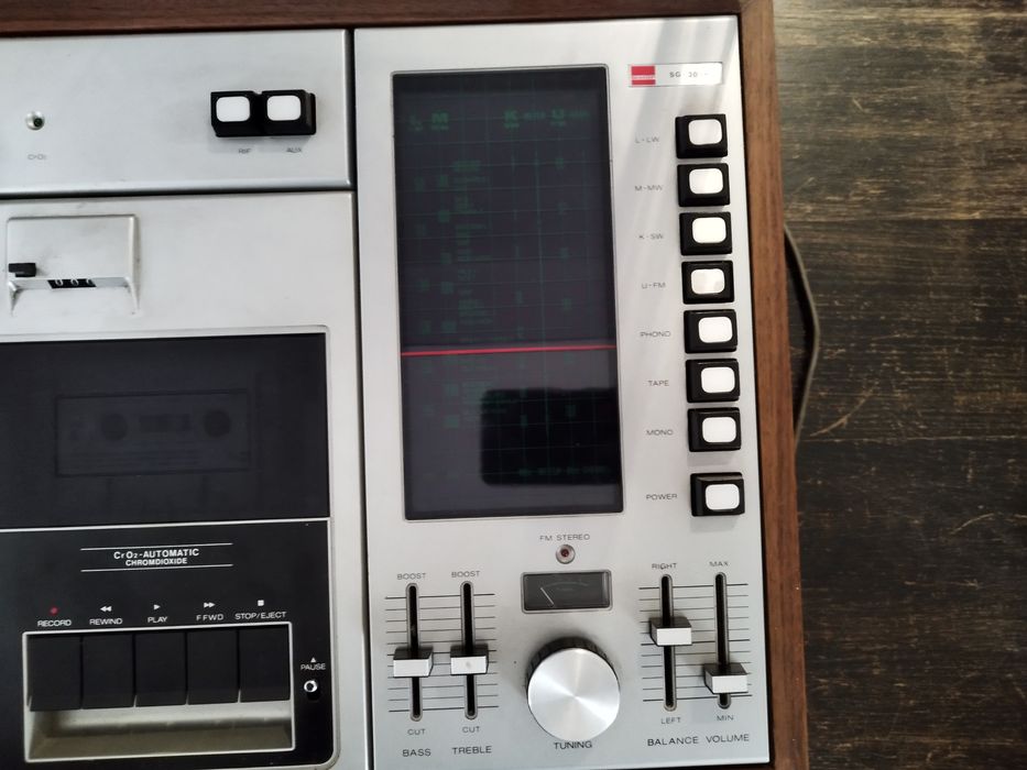 SHARP MUSIC center SG 309H Alcochete • OLX Portugal