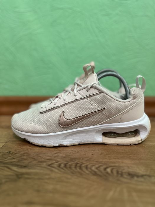 Жіночі кросівки Nike Air Max (37.5): 650 грн. - Інші кросівки Звягель ...
