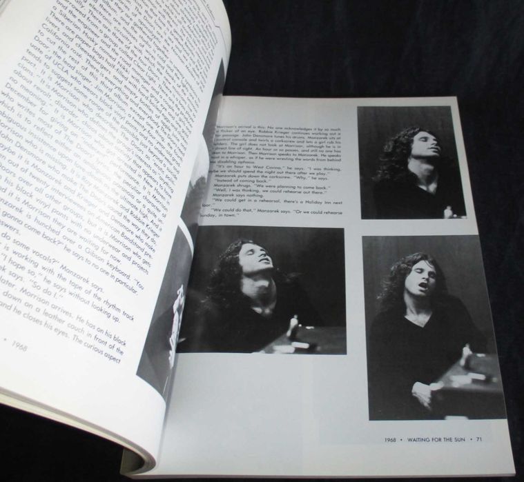 Livro The Doors The Illustrated History Danny Sugerman Parque das ...